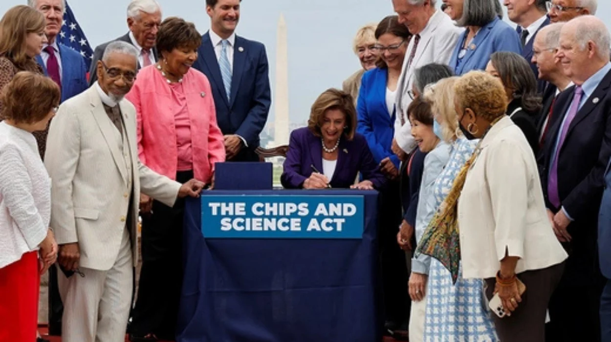 CHIPS Act investments: US semiconductor industry & jobs